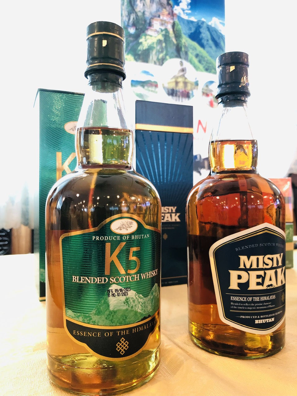 Rượu whisky Misty Peak Bhutan - Thảo Dược Bhutan